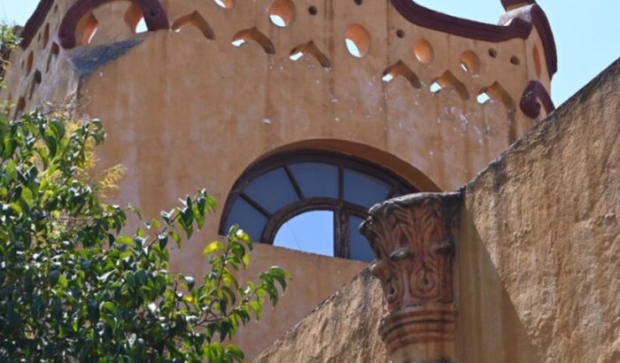 Ajuaa Punto Com DOMINGO DE LEYENDAS: La Casa del Faldón (Querétaro)